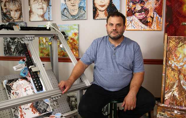 Alexa Lyons - Thrillist