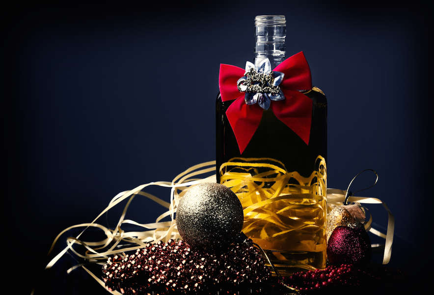 Best Gifts for Bartenders - Thrillist