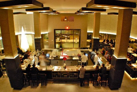 Hanny's: A Phoenix, AZ Bar.