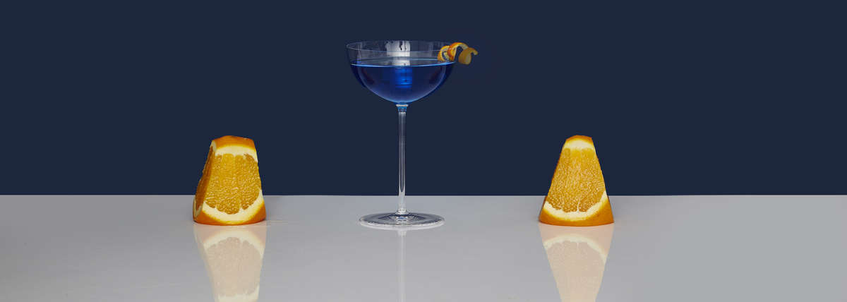 Best Blue Martini Recipe: How to Make a Blue Martini Drink - Thrillist