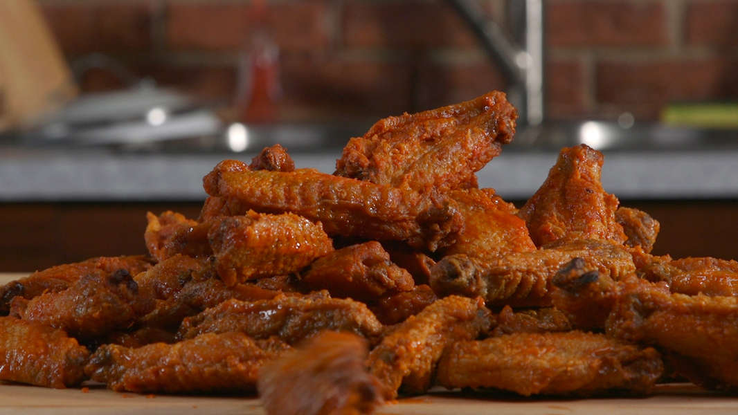 The Legend of the Buffalo Wing America's Favorite Snack - Thrillist