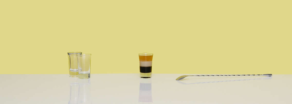 B52 Shot Ingredients: How to Make a B52 Drink - Thrillist