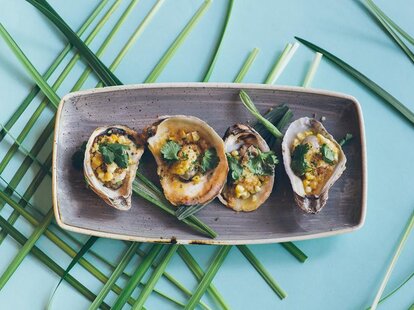 El CHE Steakhouse & Bar: A Restaurant in Chicago, IL - Thrillist