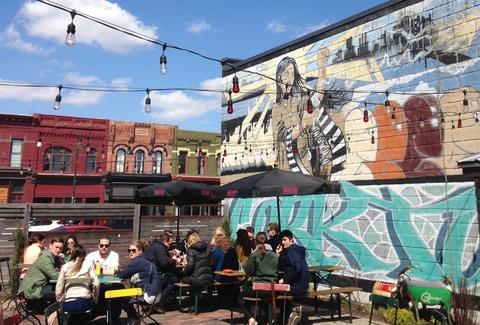 Mercury Burger Bar: A Detroit, MI Restaurant.