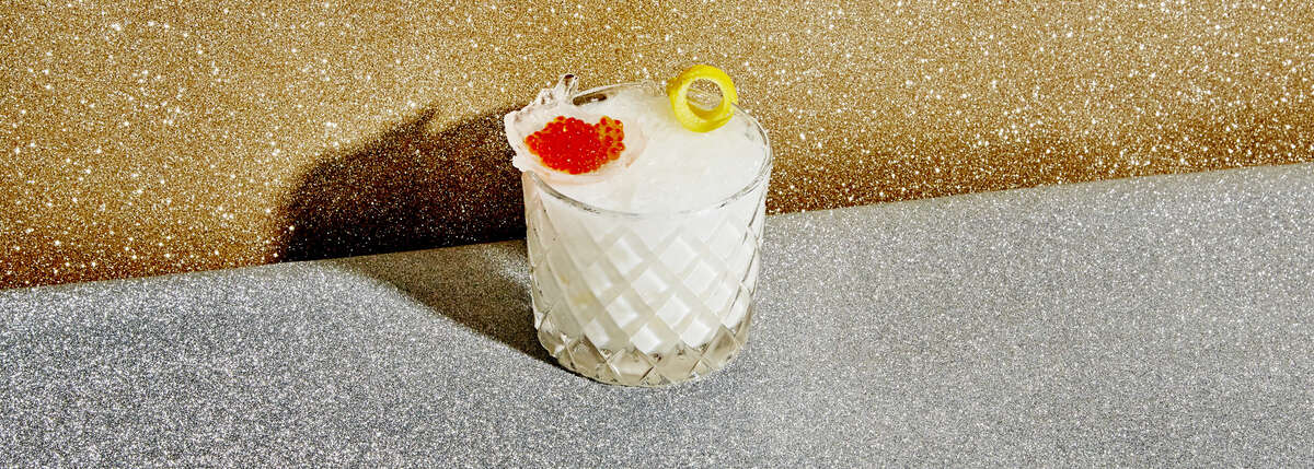 New Year’s Eve Cocktail: The Ultimate Caviar Drink Recipe - Thrillist