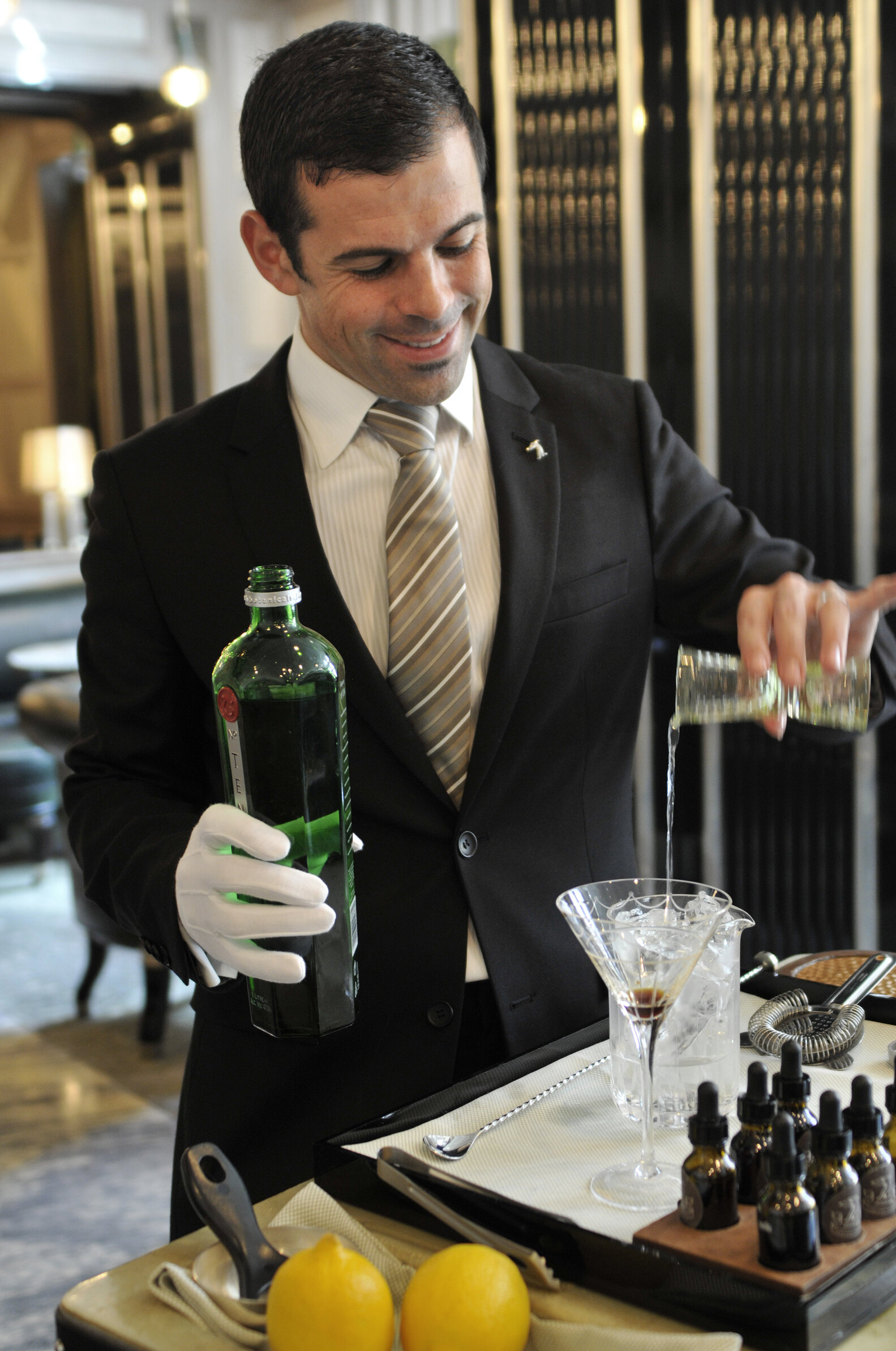 Best Bartenders in London of 2016 - Thrillist