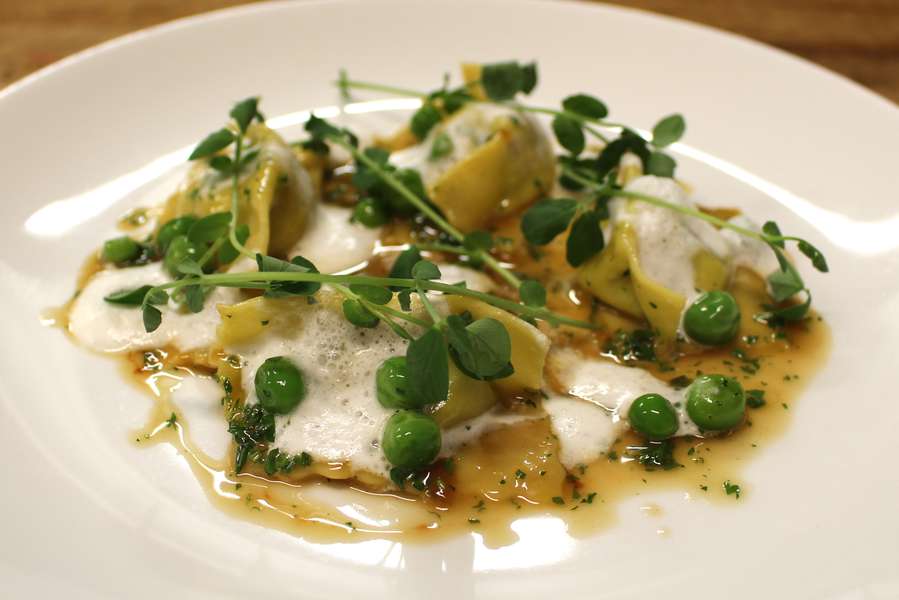 Farmhaus Restaurant: A Restaurant in St Louis, MO - Thrillist