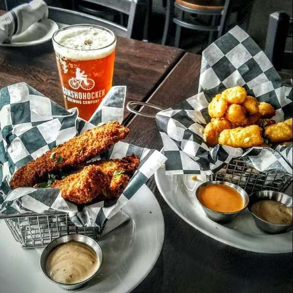 Puddlers Kitchen & Tap by Conshohocken Brewing Co.: A Bar in Bridgeport ...