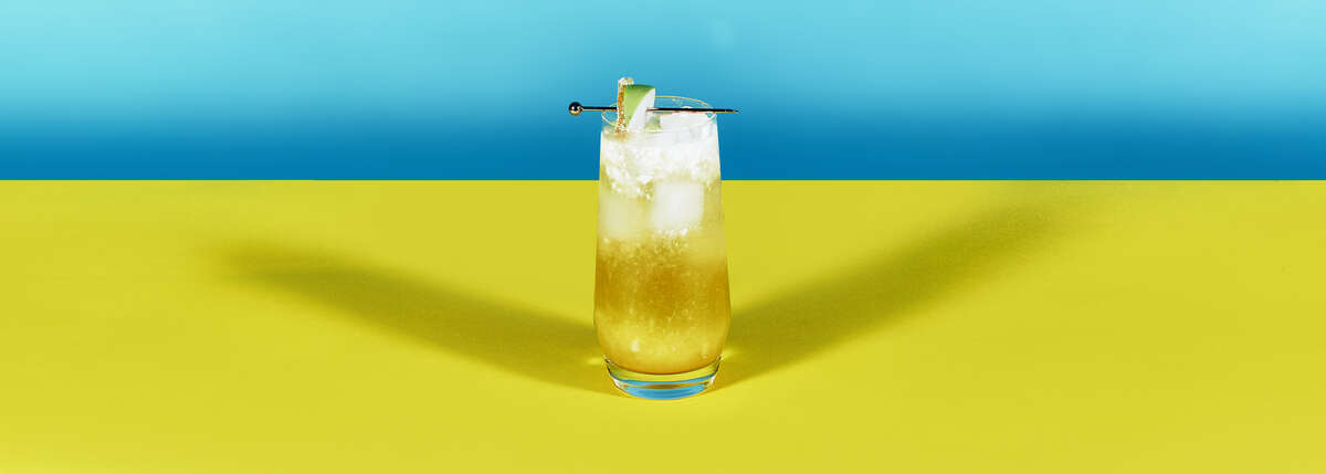 Hop Honey Bee Cocktail Recipe - Thrillist