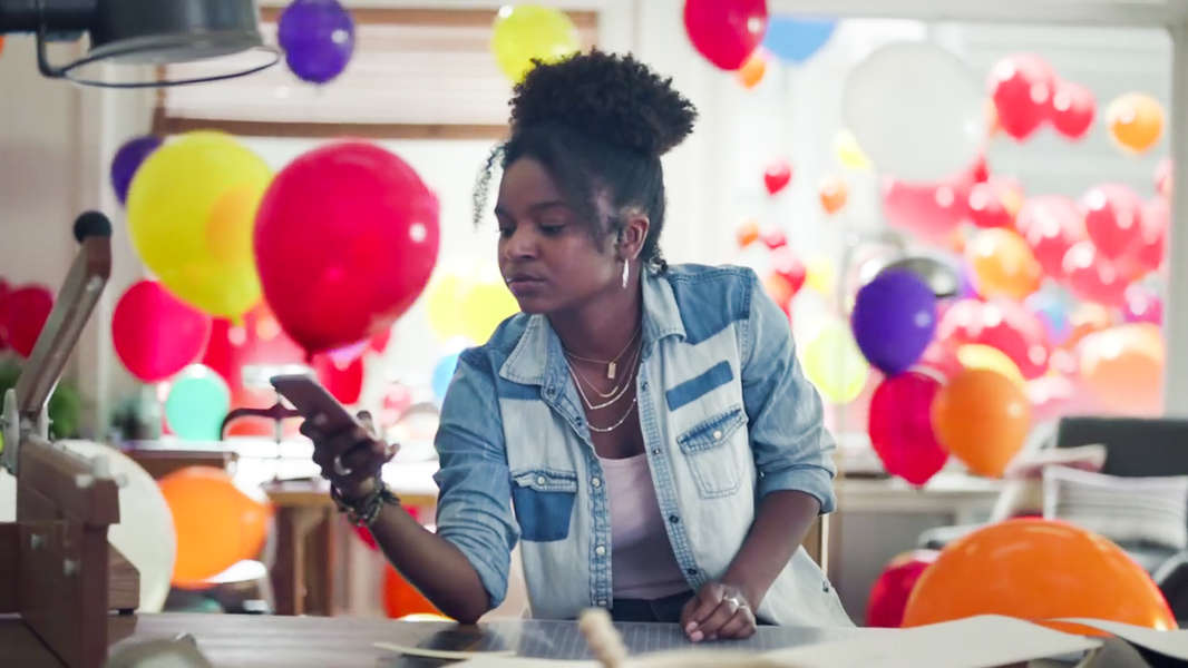 New Apple Commercial Explains Microsoft, Samsung & Google Gaining ...