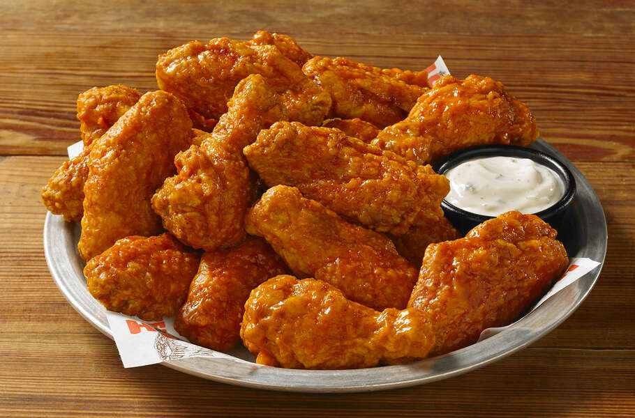Hooters' Craving Card: $100 Pass Gets You $20 of Food Every Day - Thrillist