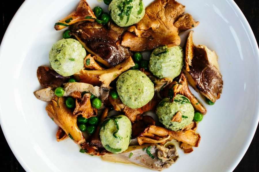 The Lot: A Restaurant in Charleston, SC - Thrillist