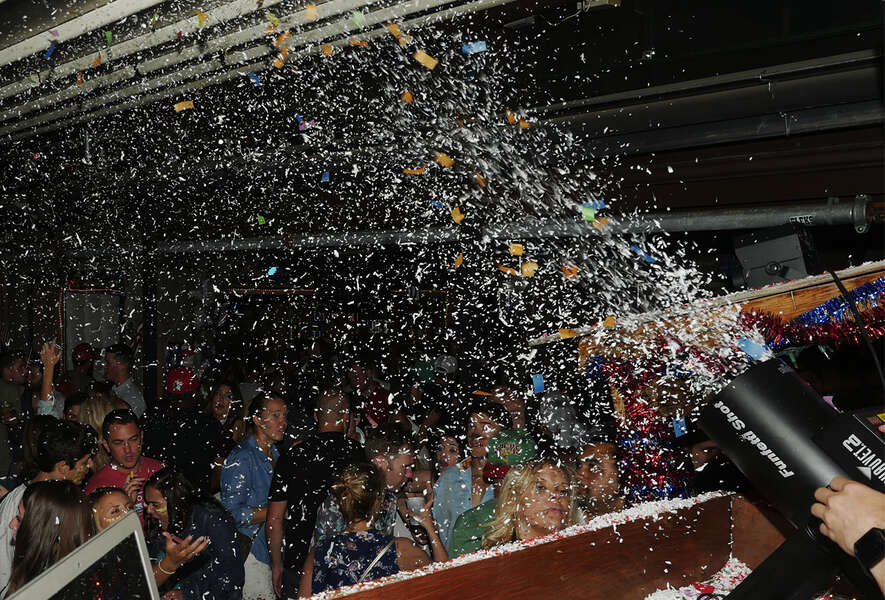 Best Bar Promotion Ideas and Other Essentials for Bar Owners - Thrillist