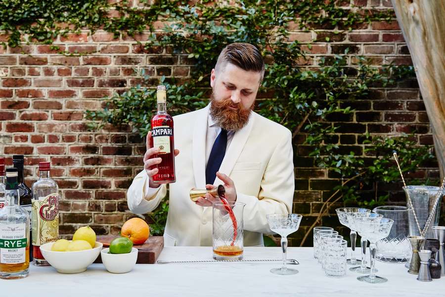 How to Make Seasonal Cocktails & Mixed Drinks, Explained by a Master ...