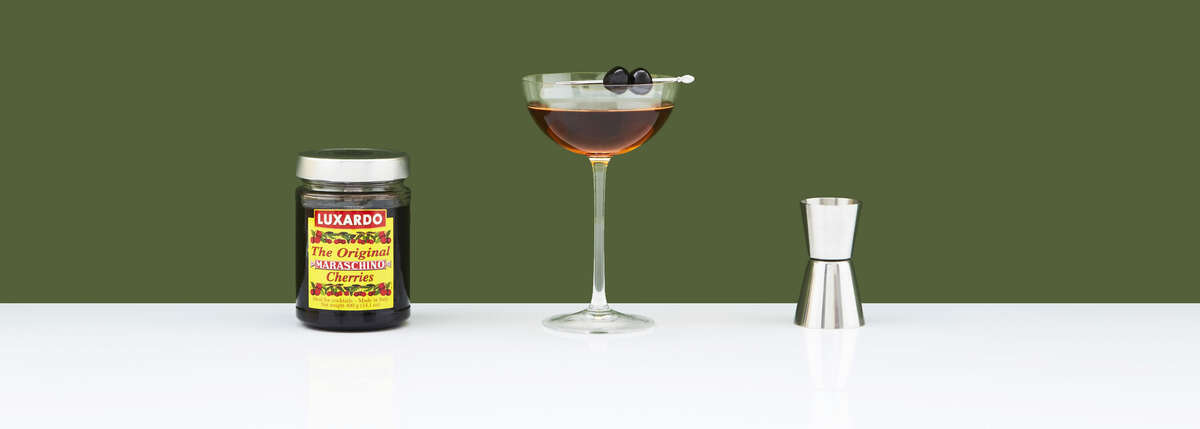 Red Hook Cocktail Recipe: How to Make a Red Hook Drink - Thrillist