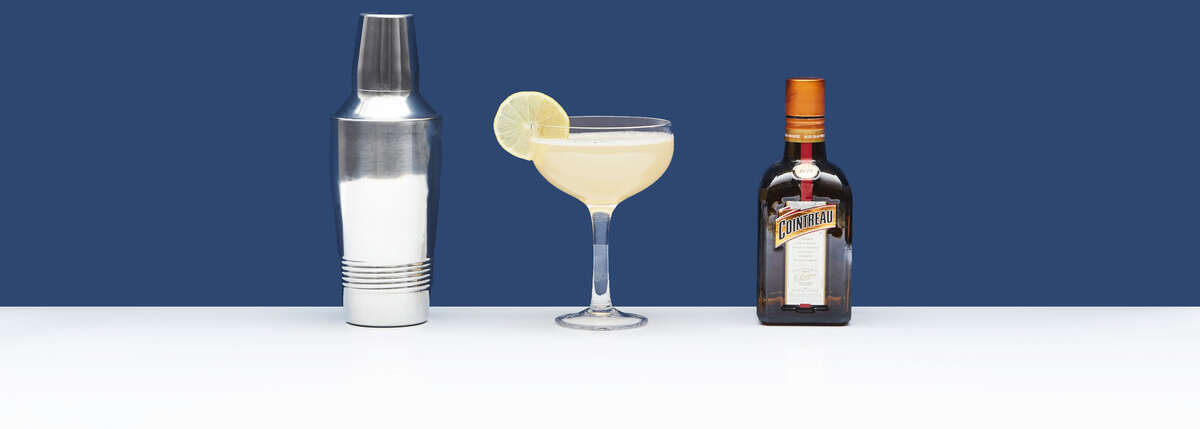 Pegu Club Recipe: How to Make a Pegu Club Cocktail - Thrillist