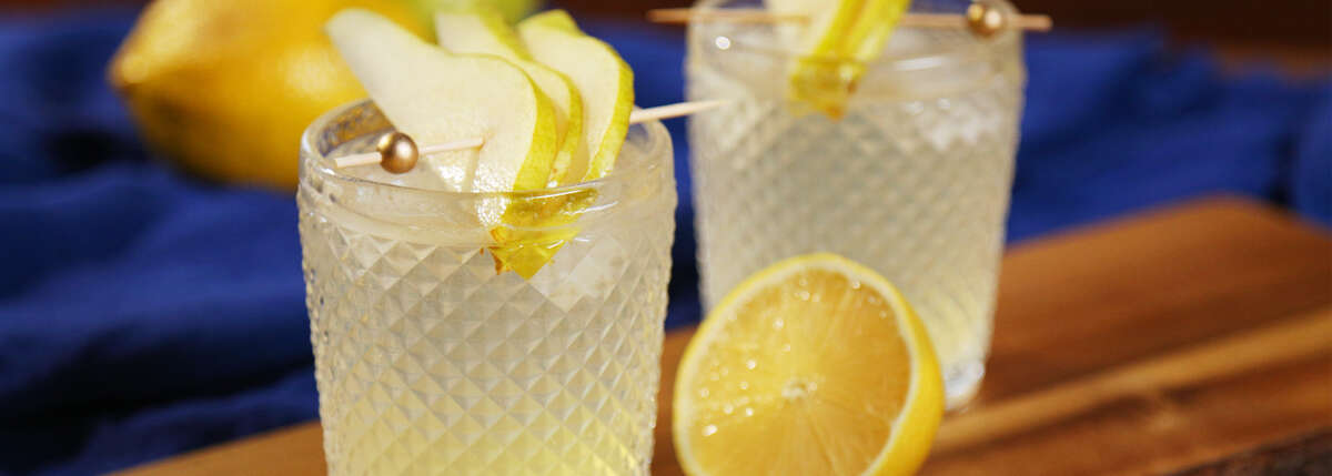 Chamomile Pear Collins Recipe - Thrillist