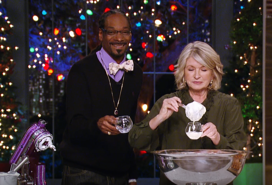 The 15 Best Boozy Pop Culture Moments of 2016 - Thrillist