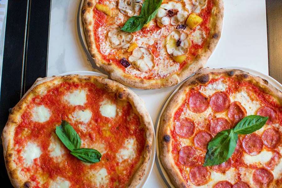 Adoro Lei: A Restaurant in New York, NY - Thrillist