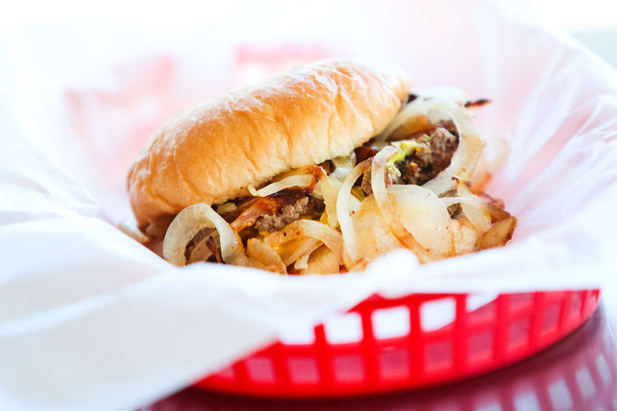 Burger Restaurants in Detroit for the Best Hamburger - Burger Quest ...