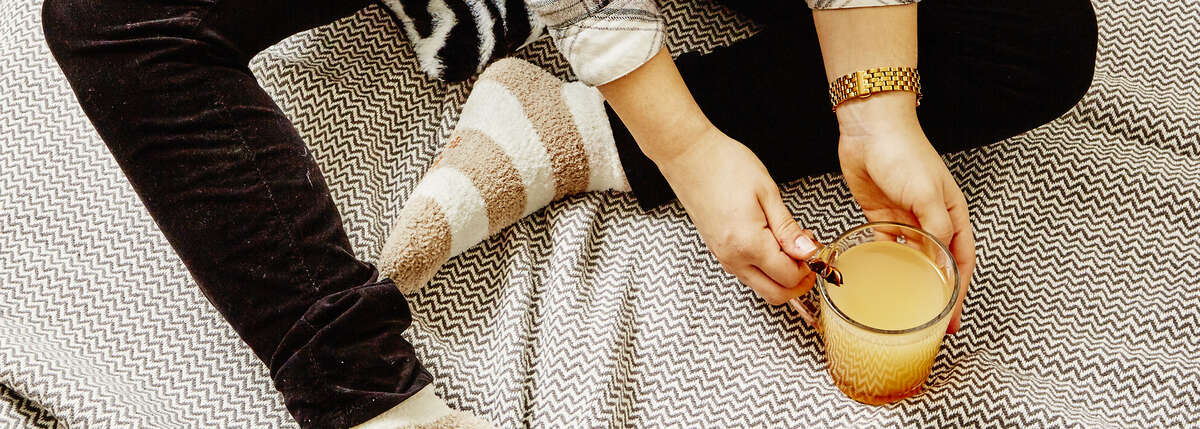 Hot Tea Toddy: The Ultimate Hot Toddy Recipe With Tea - Thrillist