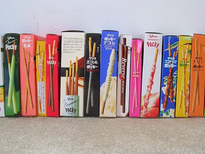 This New Champagne Pocky is the Perfect New Year’s Treat - Thrillist