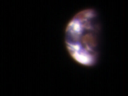 NASA Image Shows Earth and the Moon from Mars - Thrillist