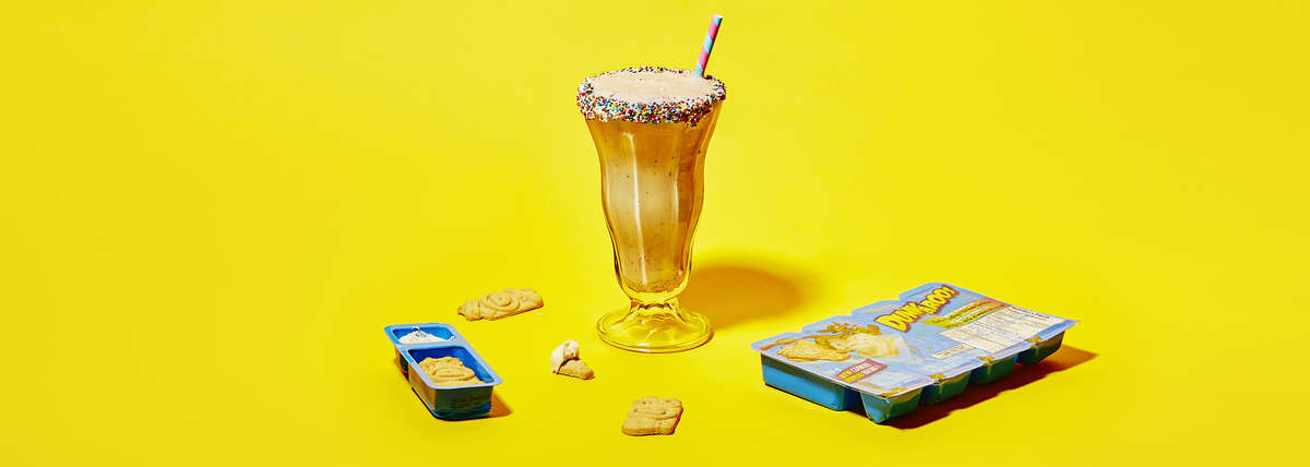 This Homemade Dunkaroos Ice Cream Shake Is a 90s Kid's Dream - Thrillist