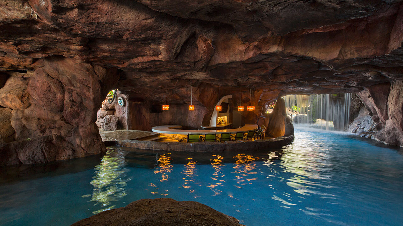 The 11 Best Swim Up Bars in the World - Thrillist