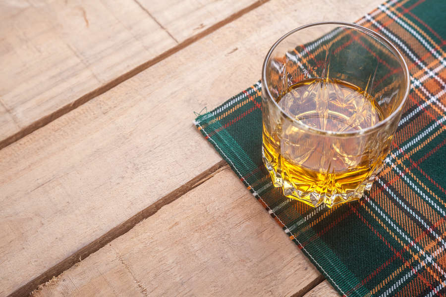 Burns Night: How to Celebrate Robbie Burns Night Like a Scot - Thrillist