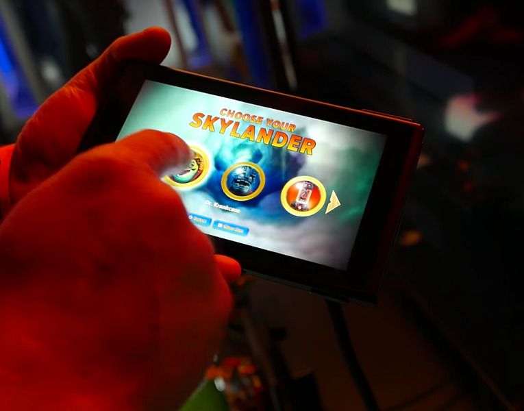 Nintendo Switch Touchscreen Seen in Action For The First Time - Thrillist