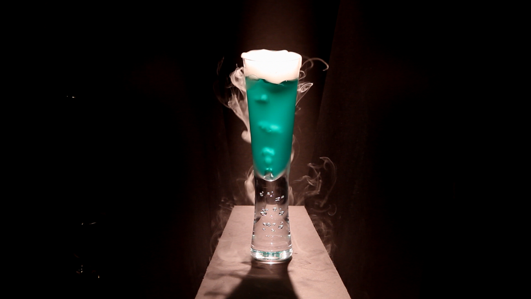 How to Make a Star Wars Lightsaber Vodka Cocktail Recipe - Thrillist