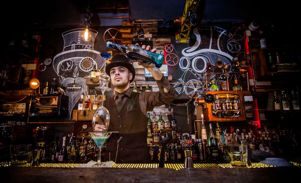 Insane Bar Themes: 13 Best Themed Bars in the World - Thrillist
