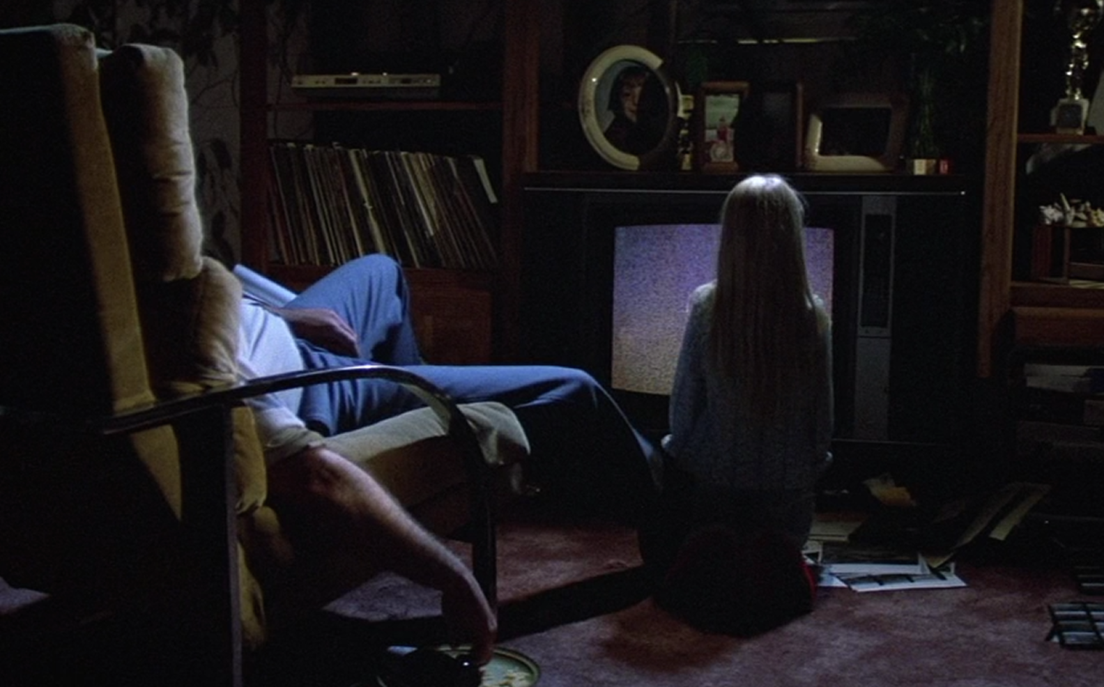 Best Suburbs Horror Movies & TV Shows: Santa Clarita Diet & More ...