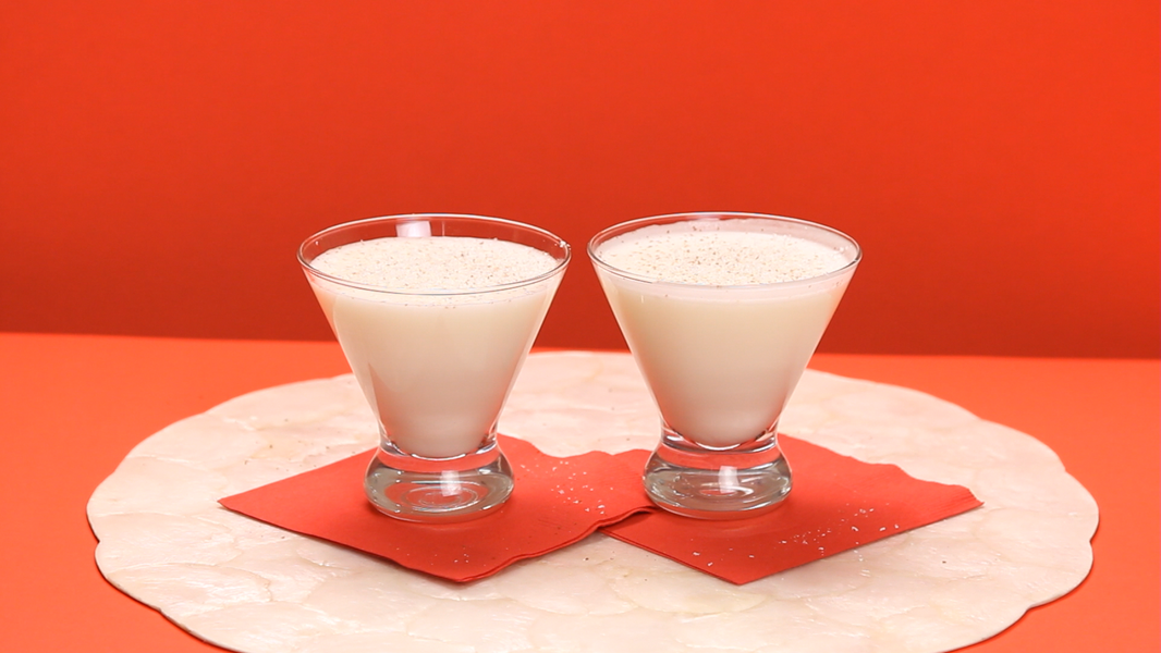 Here's How to Make White Chocolate Milk Punch Recipe - Thrillist