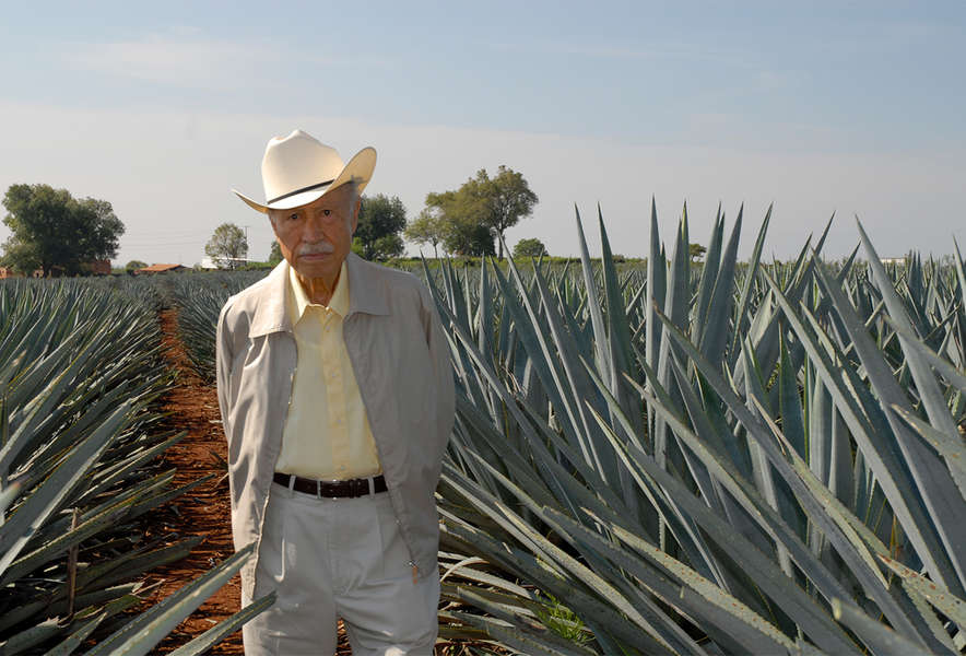 True Story of Don Julio Gonzalez's Tequila - Supercall - Thrillist