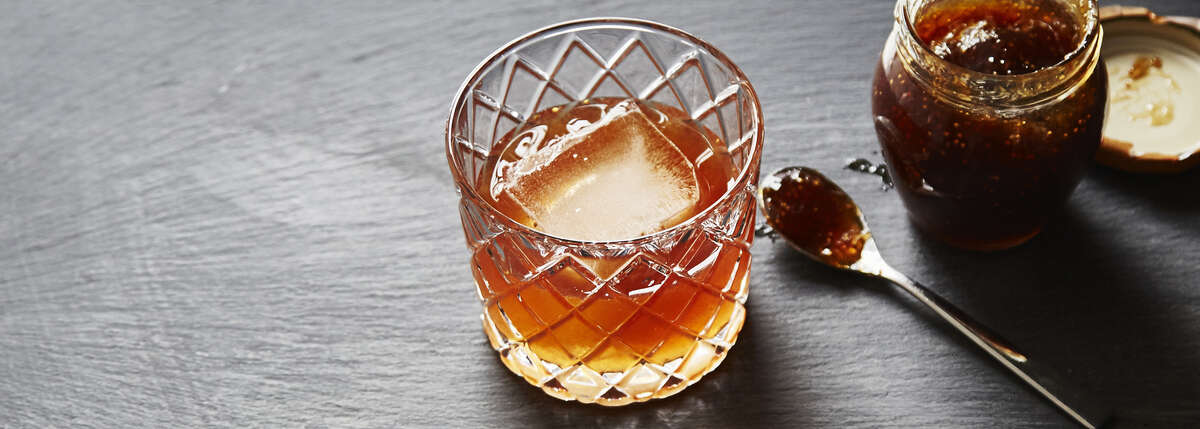 Ultimate Bourbon Jam Cocktail Recipe - Thrillist