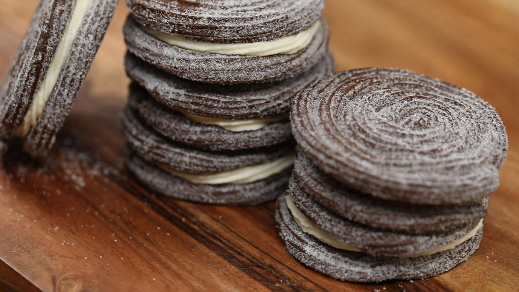 Here's How to Make Oreo Churros Recipe - Thrillist