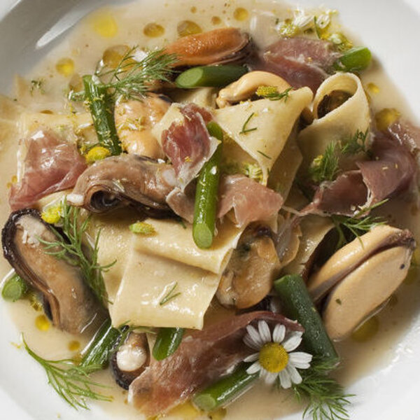 Altura Restaurant - Eat - Thrillist Seattle