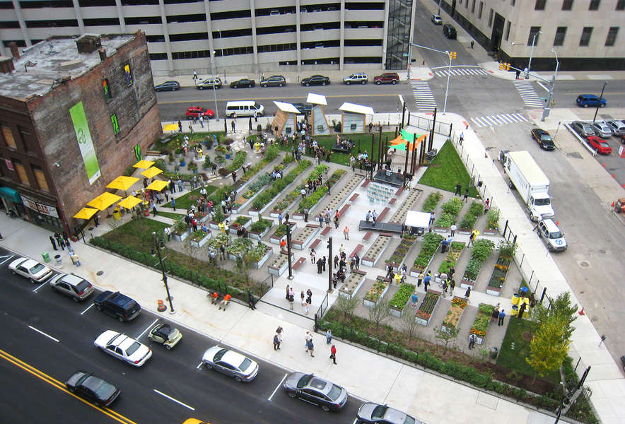 Stunning Ways Nature Is Integrated Into Major Cities - Thrillist