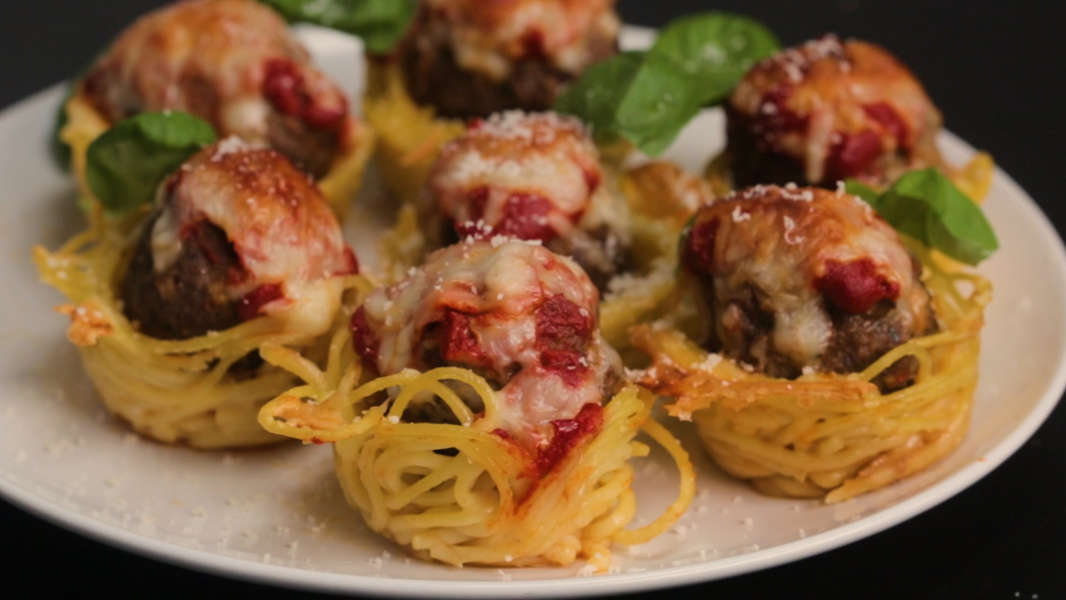 How to Make Cupcake Spaghetti and Meatballs Recipe - Thrillist