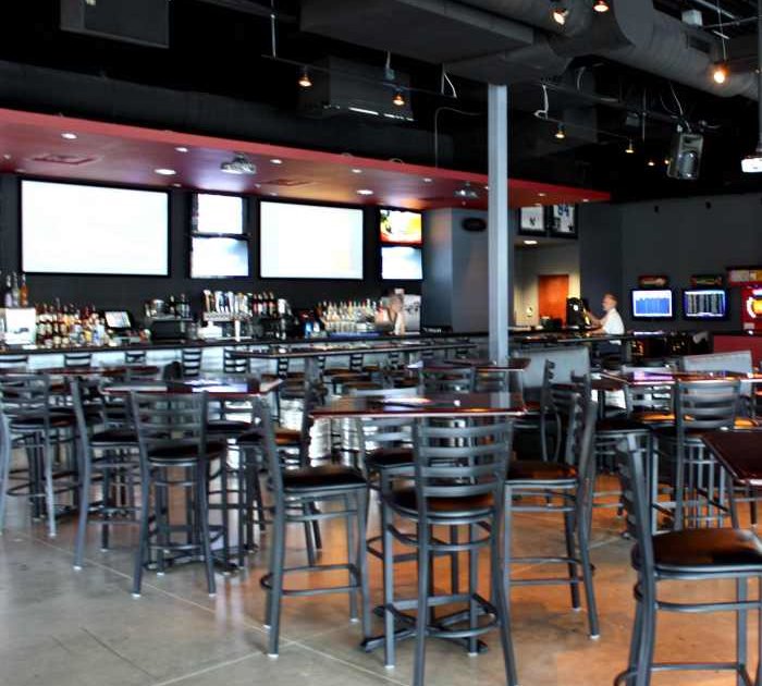 The Hub Sports Bar and Grill: A Dallas, TX Bar.