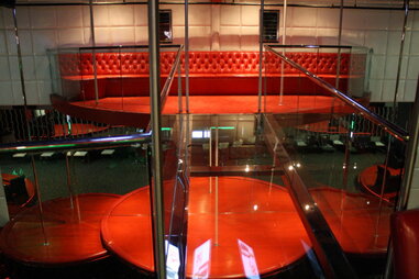 Diamonds of Atlanta (DoA) - Newest strip club megaplex - Thrillist Atlanta