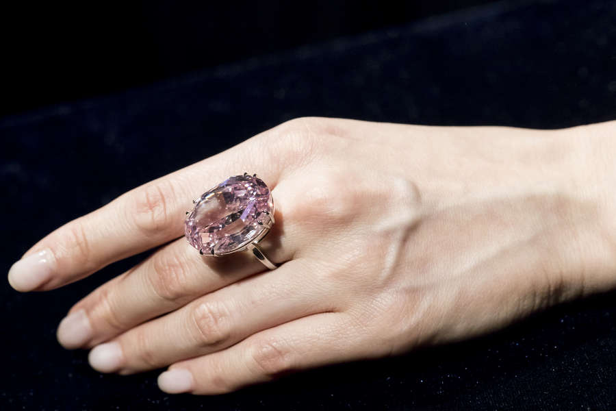 The Pink Star Diamond Sells For $71 Million, Breaking Auction Record ...
