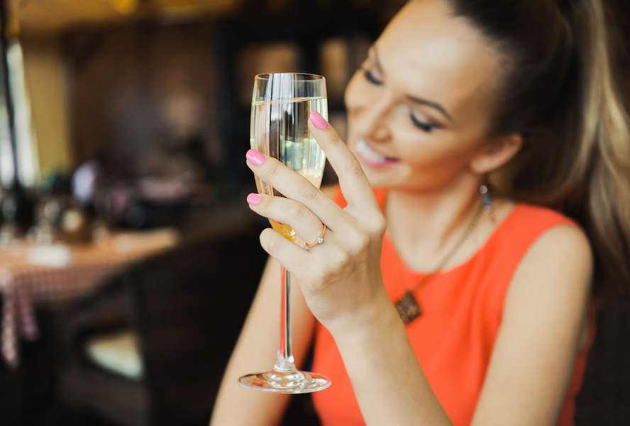 Diet Prosecco Is Real and It’s the Ultimate Summer Booze - Thrillist