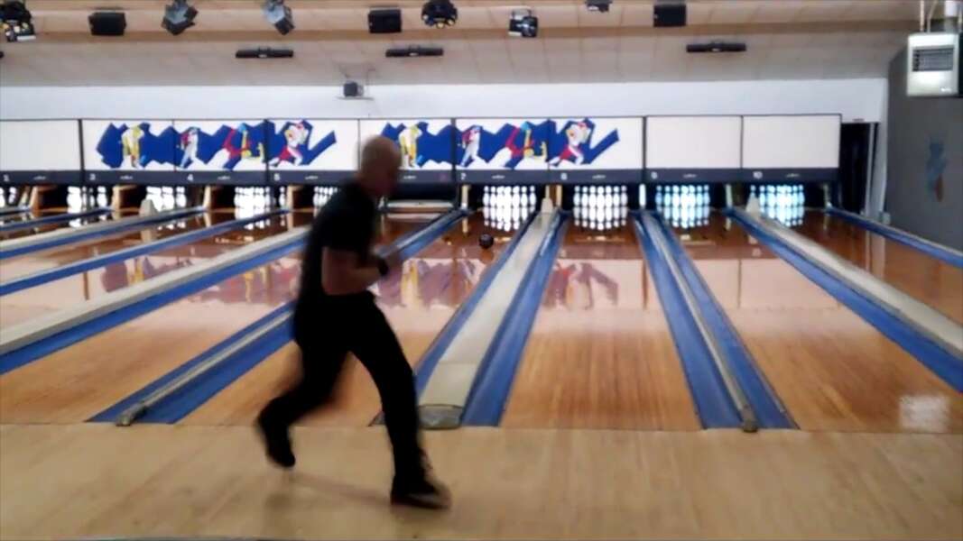 Bowling Alley Employee Sets World Speed Record for Perfect Game: Video ...