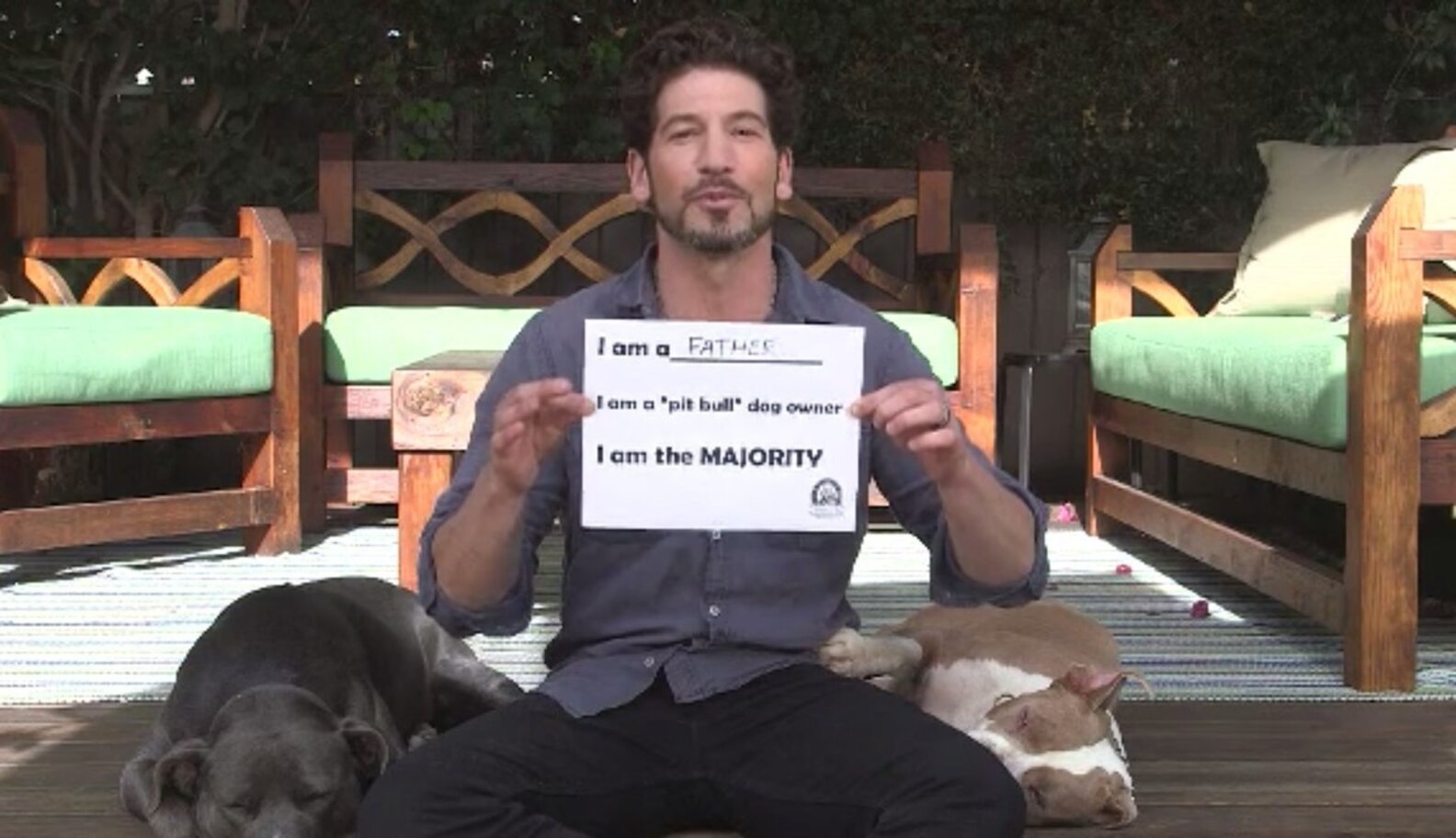 ‘Walking Dead’ Star Determined To Prove That Pit Bulls Are Lovable ...