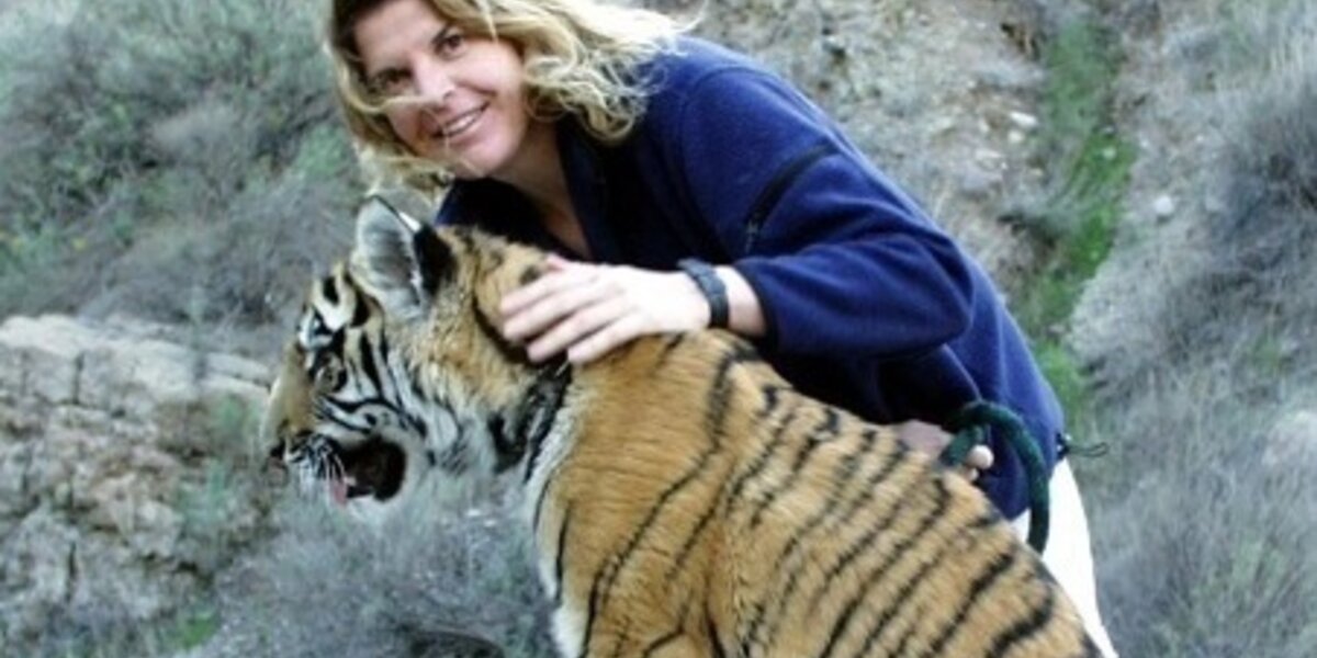 Jennifer Conrad - The Dodo