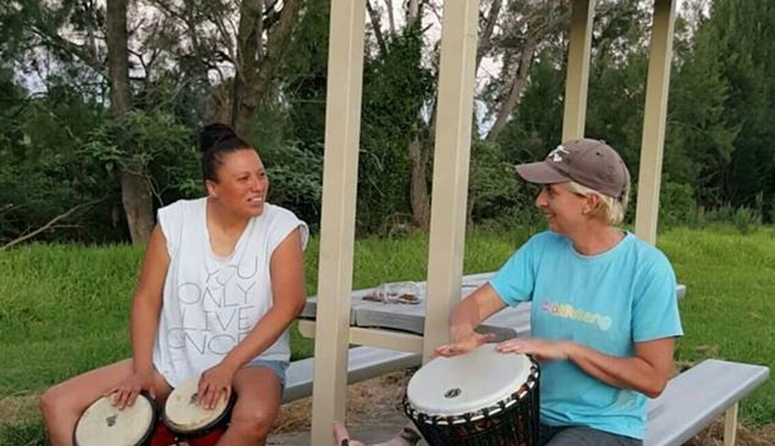 Family Moves To Farm Just So They Can Keep The Pig They Rescued - The Dodo