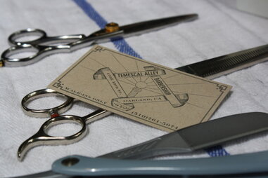 An old-school groomery opens in Oakland - Thrillist